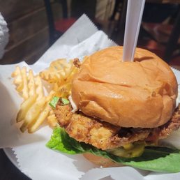 LEBOWSKI’S GRILL - Updated September 2025 - 459 Photos & 405 Reviews ...