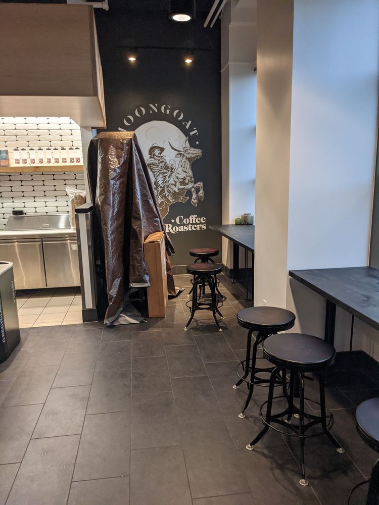 MOONGOAT COFFEE ROASTERS - 27 Photos & 22 Reviews - 5171 California Ave ...