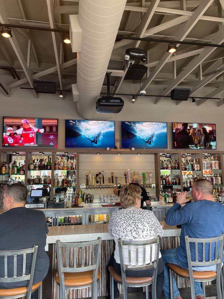 DANNY Z’S PUB AND GRUB - Updated December 2025 - 13 Photos & 74 Reviews ...