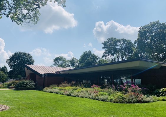 LAKE GENEVA PUBLIC LIBRARY - Updated May 2026 - 29 Photos & 17 Reviews ...