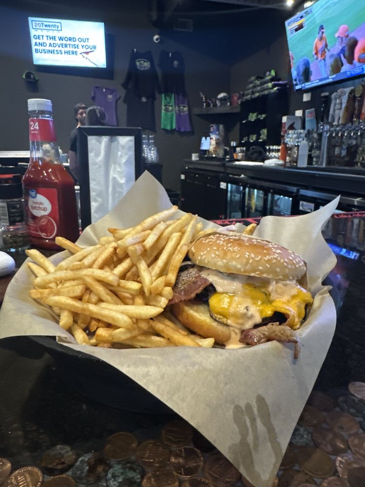 FAT BOYZ SMASH HOUSE - Updated January 2025 - 23 Photos & 14 Reviews ...