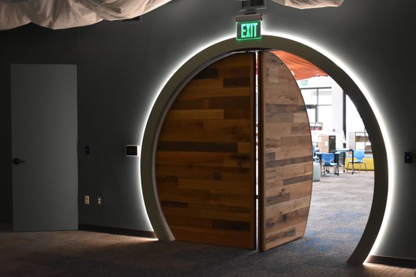 LINC LIBRARY INNOVATION CENTER - Updated August 2025 - 44 Photos - 501 ...