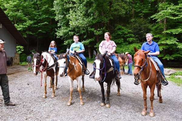 SUGARLANDS RIDING STABLE - Updated July 2025 - 131 Photos & 131 Reviews ...