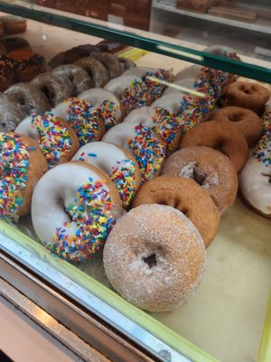 SERVATII PASTRY SHOP & DELI - Updated October 2025 - 25 Photos & 28 ...