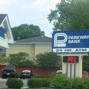 LAKE FOREST BANK & TRUST - Updated January 2025 - 10 Photos & 12 ...