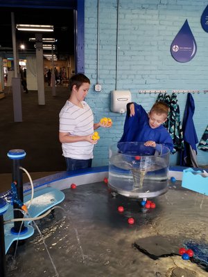 IMPRESSION 5 SCIENCE CENTER - 59 Photos & 41 Reviews - 200 Museum Dr ...