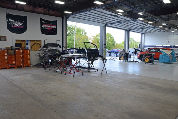 HIGHLAND BODY SHOP - Updated December 2025 - 19 Photos - 8529 1st St ...