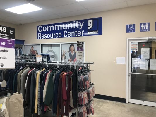 GOODWILL - Updated December 2025 - 91 S Lee St, LaBelle, Florida ...