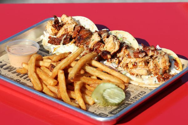 CLUCK FACE NASHVILLE HOT CHICKEN - 38 Photos & 28 Reviews - 1179 S ...