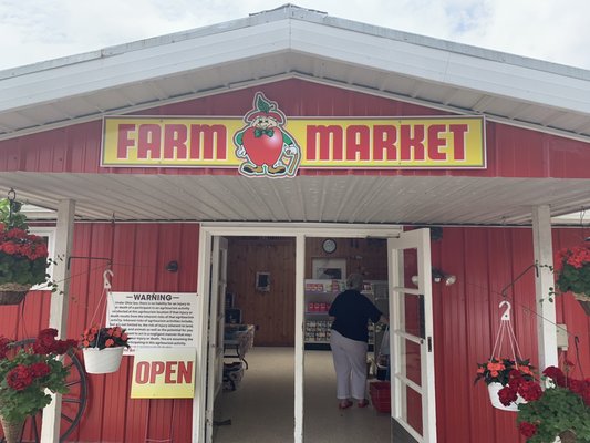 MORELAND FRUIT FARM - Updated May 2025 - 34 Photos - 1558 W Moreland Rd ...