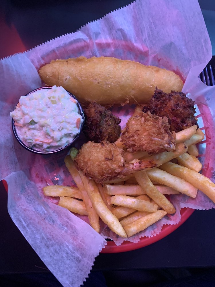 KEY WEST WINGS - Updated July 2025 - 10 Reviews - 17 E Columbus St ...
