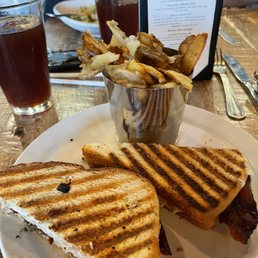 AVIARY CAFE - FARMERS PARK - Updated July 2025 - 303 Photos & 268 ...