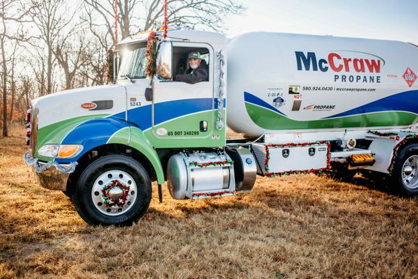 MCCRAW OIL & PROPANE - Updated July 2025 - 86 Photos - 2207 N Center St ...
