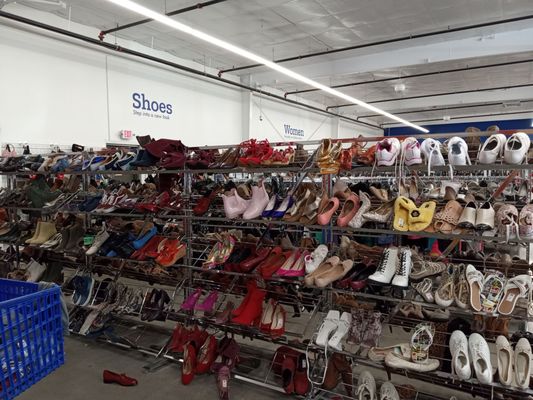 GOODWILL - Updated September 2025 - 349 New Britain Ave, Plainville ...