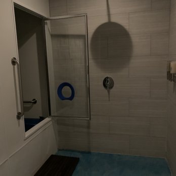 FLOAT STL - MIDTOWN - Updated December 2025 - 105 Photos & 53 Reviews ...