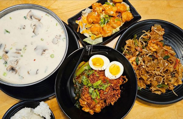 THAI ZAPP THAI & RAMEN - Updated December 2025 - 71 Photos & 54 Reviews ...