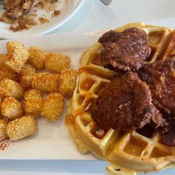 BRUNCH & CO - Updated December 2025 - 18 Photos - 163 Brock Street N ...