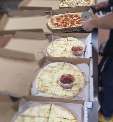 JULIUS PIZZA - Updated January 2026 - 11 Photos - 1000 La Fuente ...