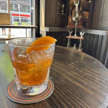 THE LARK BAR - Updated October 2025 - 183 Photos & 217 Reviews - 685 ...