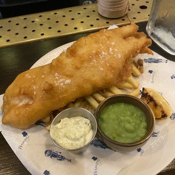 BADGER & CO - Updated May 2025 - 138 Photos & 62 Reviews - 32 Castle ...