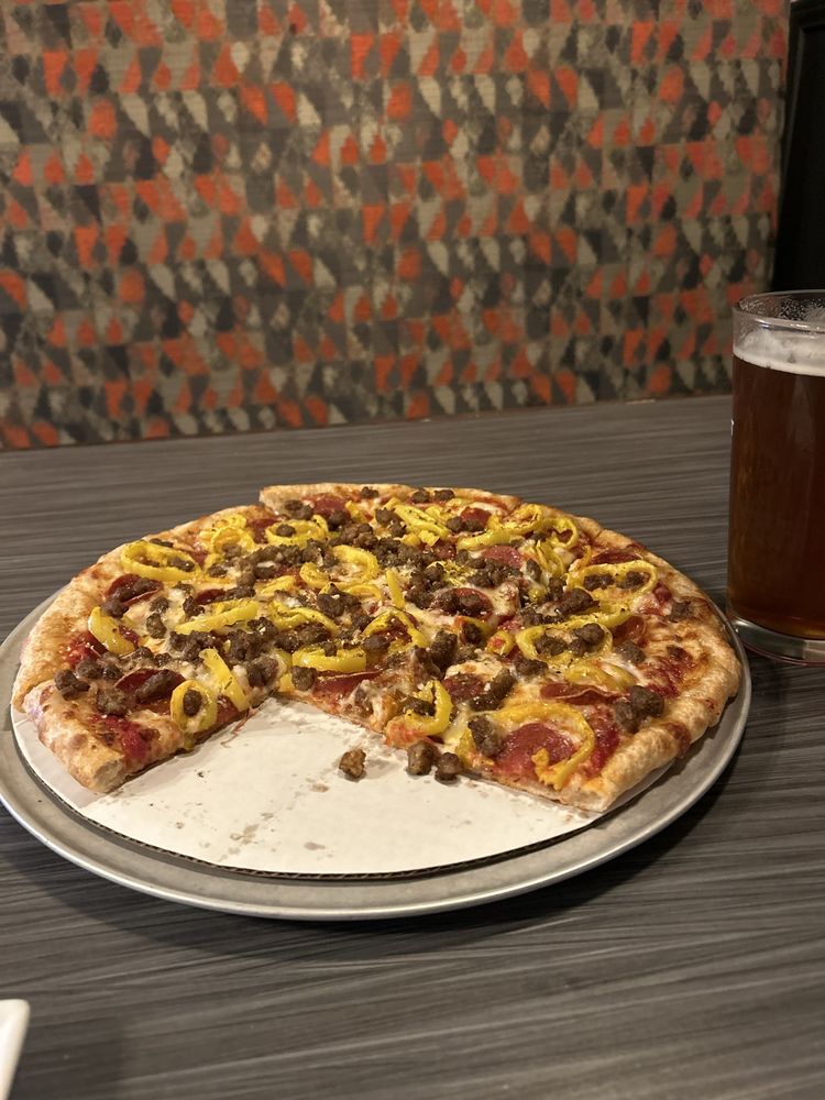 WATT STREET TAVERN - Updated October 2025 - 66 Photos & 94 Reviews ...