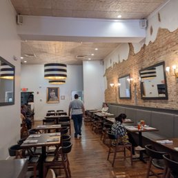 ODETTE - Updated May 2025 - 191 Photos & 222 Reviews - 120 N Court St ...