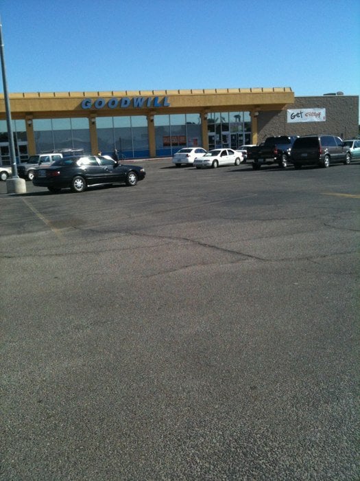 GOODWILL OF CENTRAL ARIZONA - CLOSED - Updated May 2025 - 1091 S 4th ...