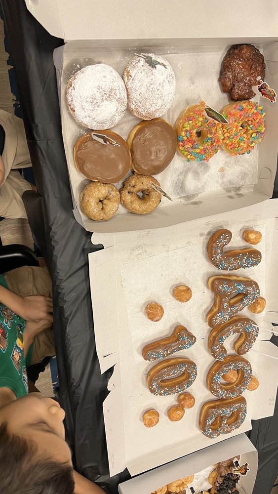 B & B DONUTS - 279 Photos & 284 Reviews - Donuts - 925 S Harbor Blvd ...