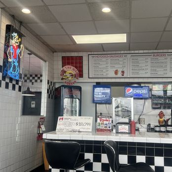 ROAKE’S - Updated December 2025 - 94 Photos & 159 Reviews - 1760 NE ...