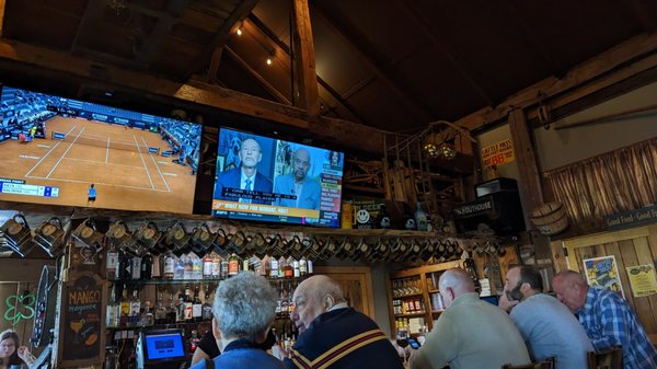 RUSTIC LOFT - Updated October 2025 - 69 Photos & 65 Reviews - 4740 ...