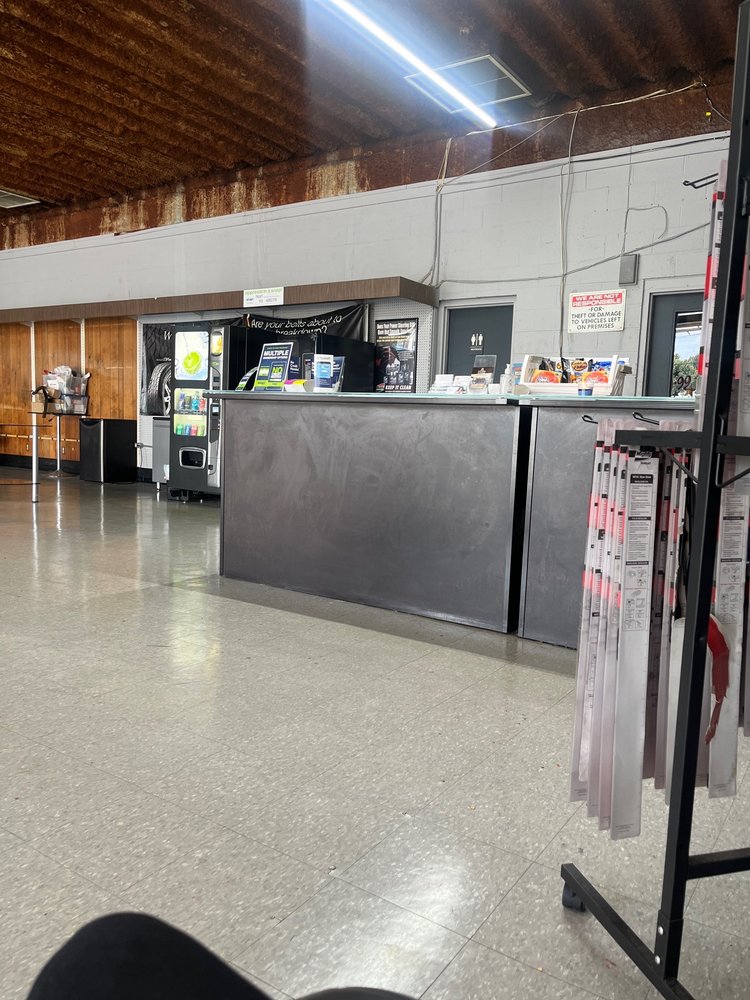 METRO AUTO CARE AND TOWING - Updated August 2025 - 2016 Metropolitan ...