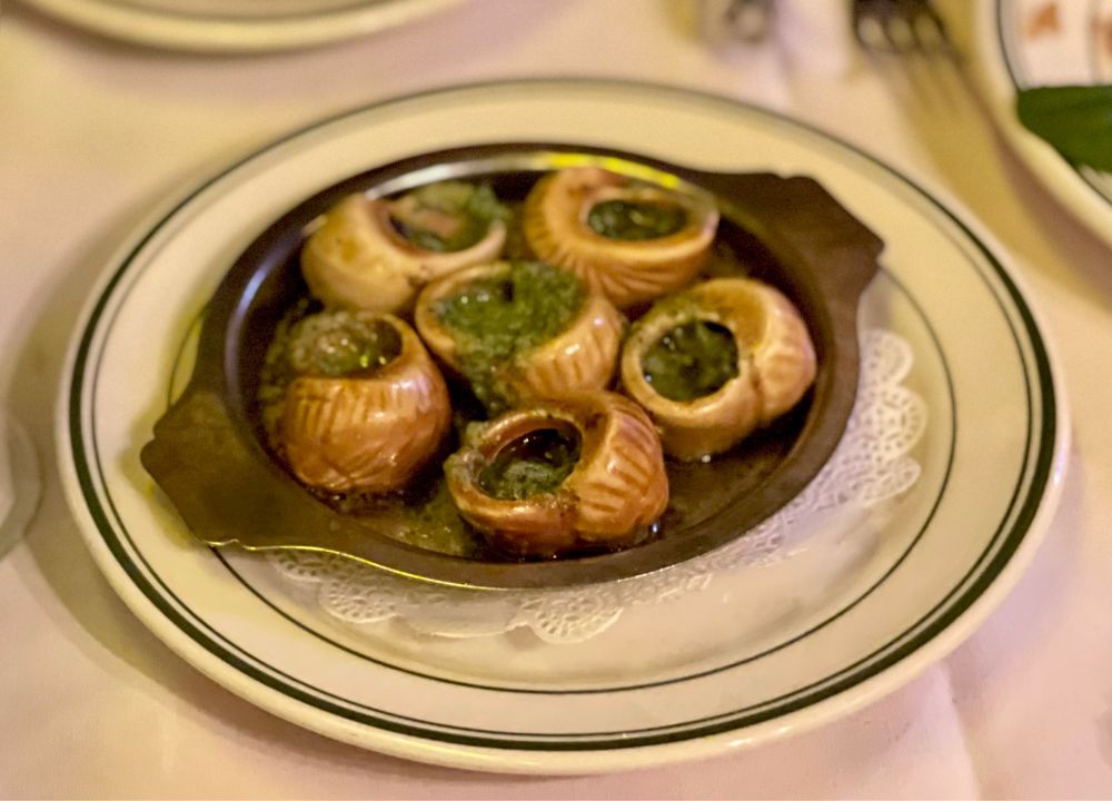 CHEZ NAPOLEON - Updated March 2025 - 232 Photos & 328 Reviews - 365 W ...