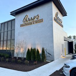 PERRY’S STEAKHOUSE & GRILLE - RICHMOND - Updated December 2025 - 414 ...