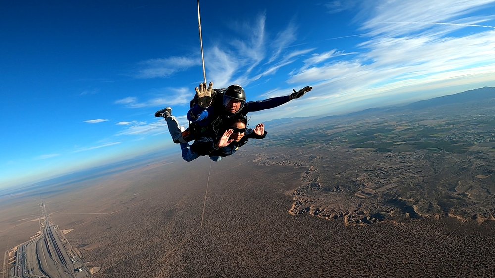 SOUTHWEST SKYDIVE - Updated August 2025 - 26 Photos - 8100 Airport Rd ...