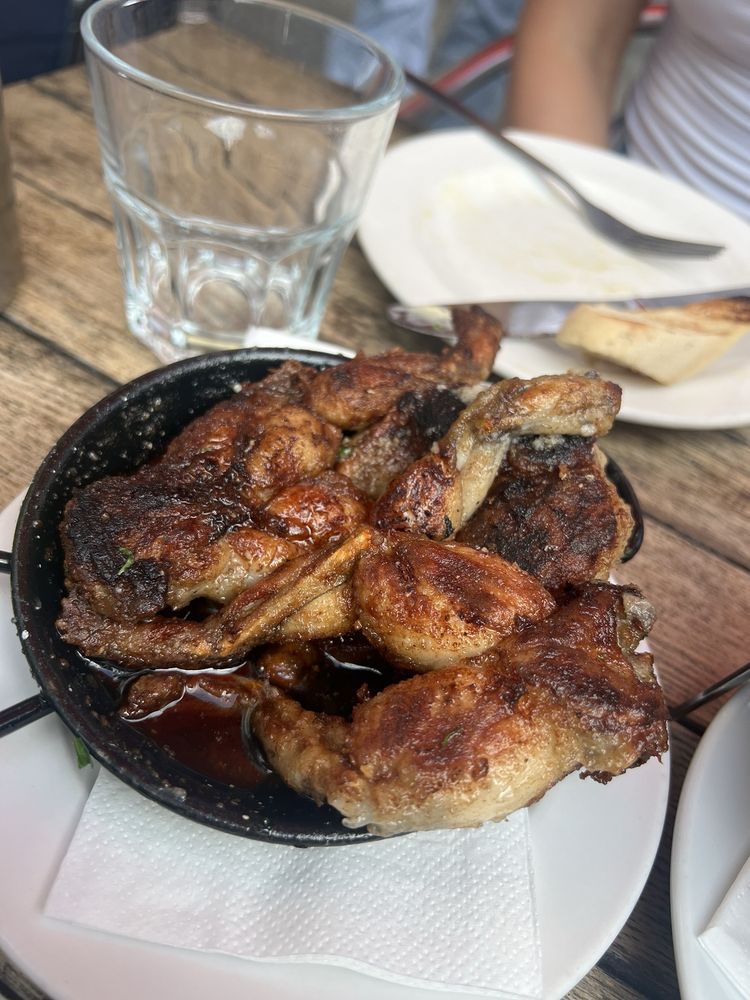 CHEZ JULES - Updated October 2025 - 55 Photos & 56 Reviews - 109 ...