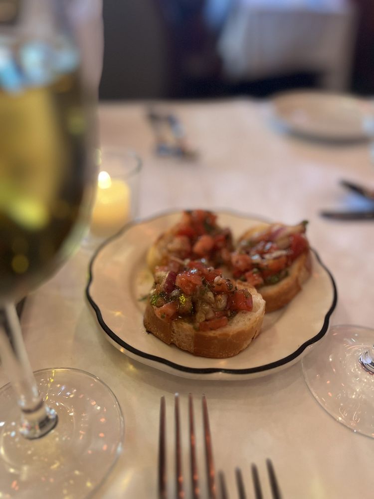 ISLE OF CAPRI - Updated January 2026 - 259 Photos & 330 Reviews - 1028 ...