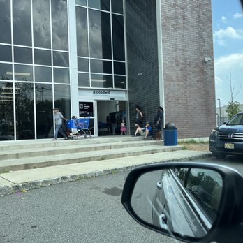 GOODWILL NYNJ OUTLET STORE & DONATION CENTER - Updated December 2025 ...