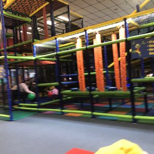 INFLATABLE WONDERLAND - 57 Photos & 28 Reviews - Indoor Playcentre ...