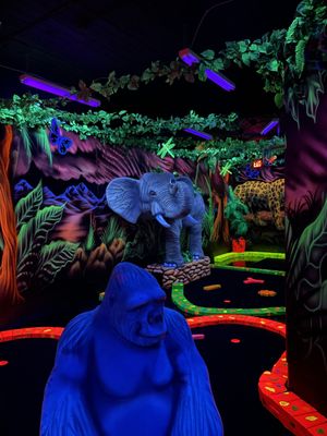 SHANKZ 3D BLACK LIGHT MINI GOLF AND PIZZA - Updated December 2025 - 69 ...