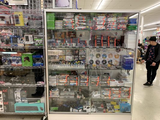 UNIQUE - 20 Photos & 107 Reviews - Thrift Stores - 12211 Veirs Mill Rd ...
