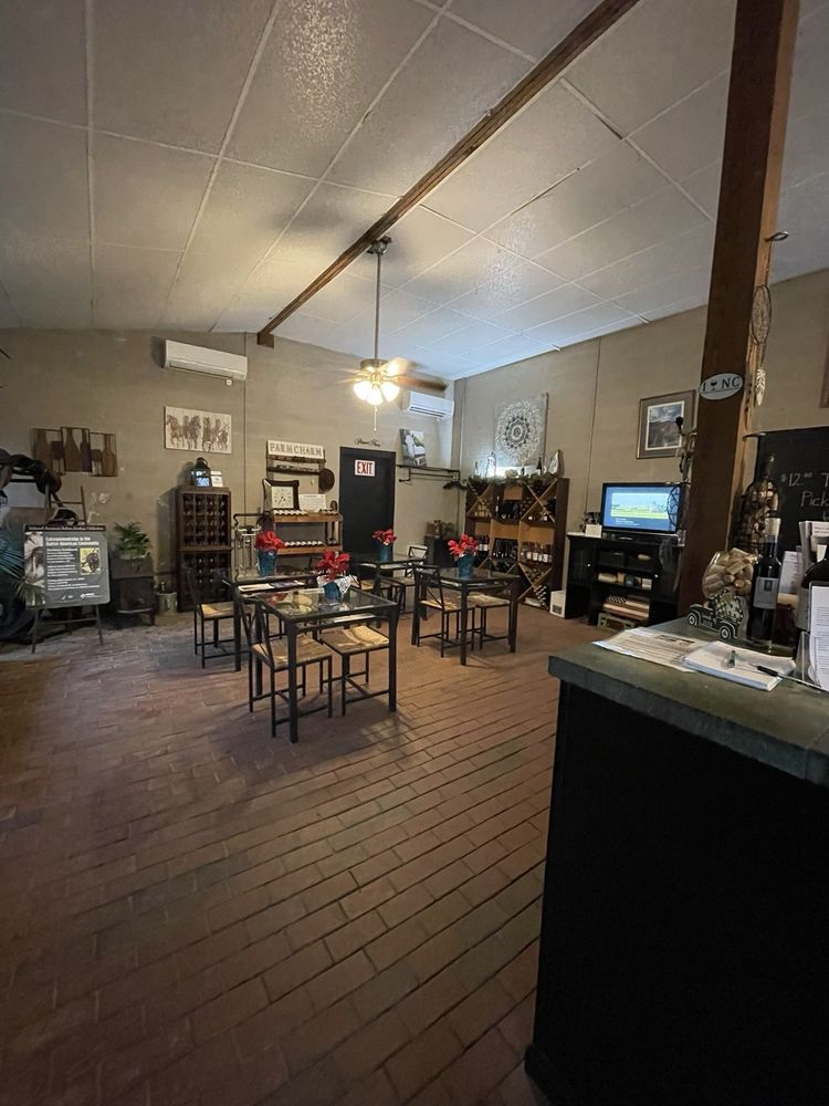 NATIVE VINES WINERY - Updated January 2026 - 60 Photos & 25 Reviews ...