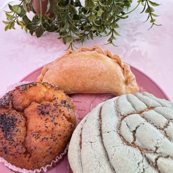 CIELITO ROSA BAKERY & CAFE - Updated November 2025 - 343 Photos & 93 ...