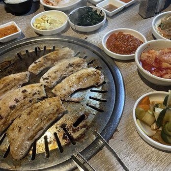 YAKINIQ - Updated November 2024 - 1294 Photos & 1710 Reviews - 1640 ...