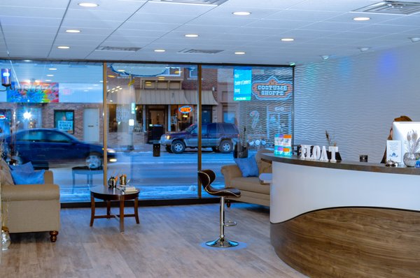 FLOAT LIGHT - Updated November 2025 - 20 Photos - 609 W College Ave ...