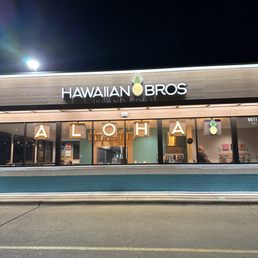 HAWAIIAN BROS ISLAND GRILL - Updated July 2025 - 123 Photos & 190 ...