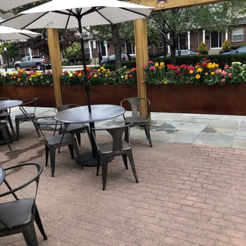 REDD - Updated April 2025 - 571 Photos & 272 Reviews - 24 Winthrop St ...