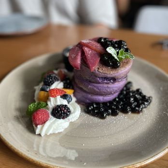 TRAVELER’S TABLE - Updated December 2024 - 6142 Photos & 2079 Reviews ...