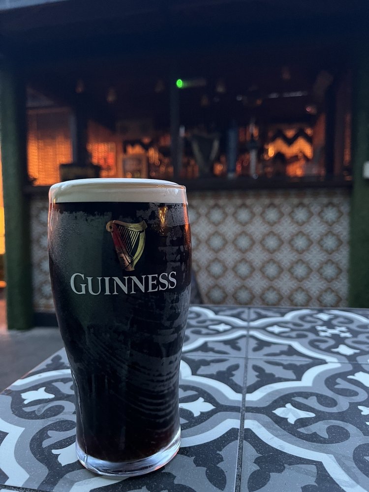 THE HOP HOUSE - Updated January 2025 - 19 Photos & 14 Reviews - 44 High ...