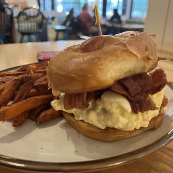 THE KITCHEN TABLE AT RELISH - Updated July 2025 - 188 Photos & 113 ...