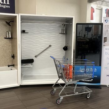 WALMART - Updated December 2025 - 72 Photos & 67 Reviews - 700 ...